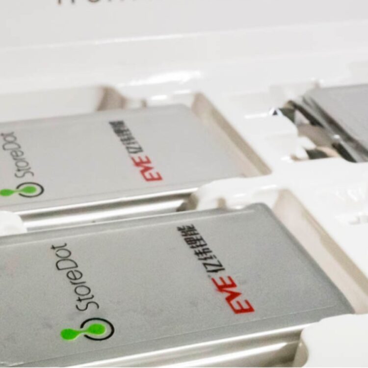 Fast-Charging Electric Car Battery Could Replace Internal Combustion ...